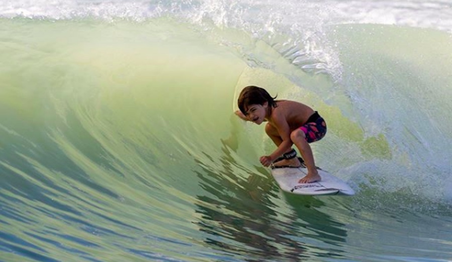 you-have-to-see-this-5-year-old-kid-get-barreled-at-the-waco-surf-park