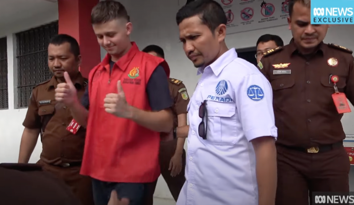 Australian Surfer Who Was Jailed for ‘Drunken Naked Rampage’ In Indonesia Freed After Family ...