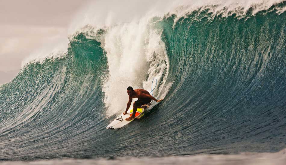 20 Beautiful Surfers, 20 Beautiful Waves | The Inertia