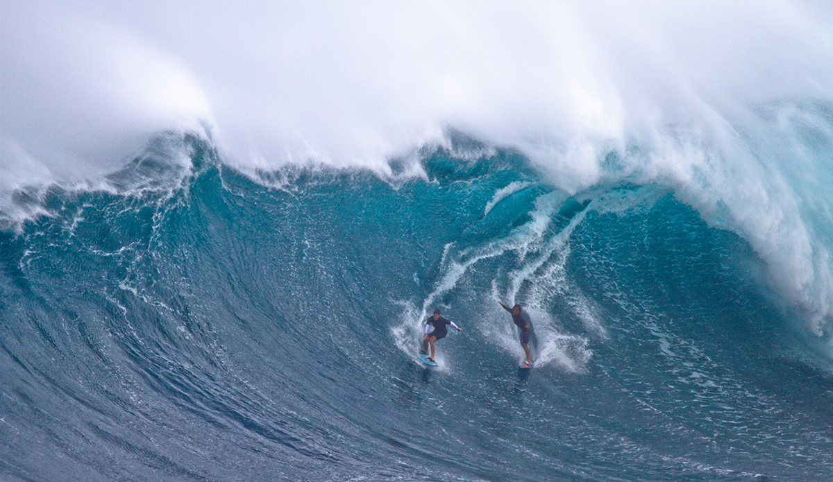 Kai Lenny and Nathan Florence Packed a Historic Jaws Barrel Together ...