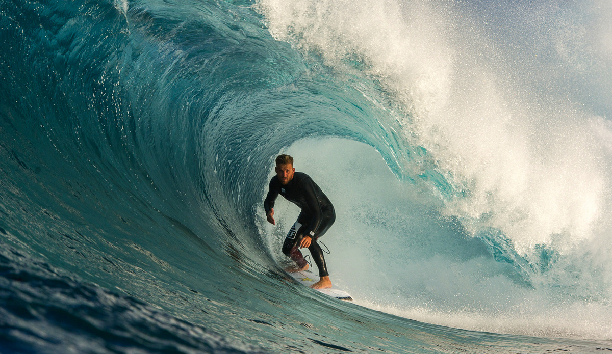 Here's an All-Star Roster of Surfers Getting Shacked at The Box | The ...