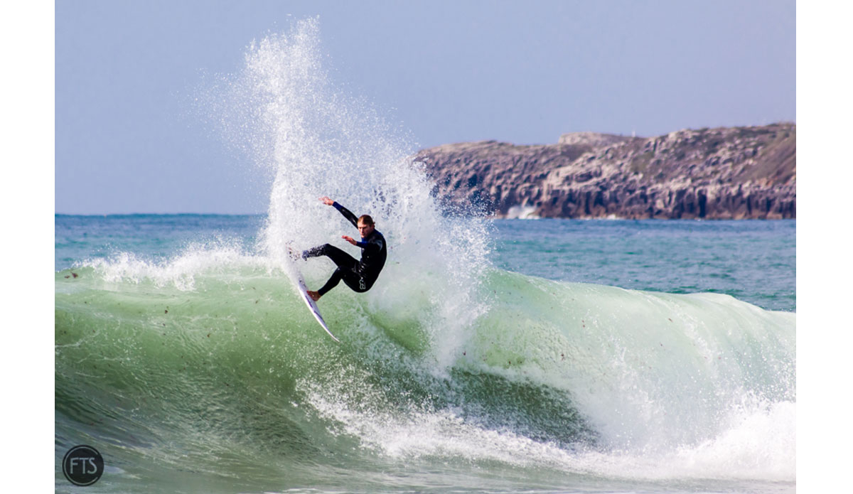 World's Best Surfers Tear Apart Portuguese Hot Spots on Lay Day | The ...
