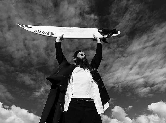 Surfing with Faith: The Fascinating Life of An Orthodox Jewish Surfer ...