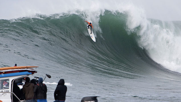 Breaking it Down: Big Wave World Tour's Title Scenarios | The Inertia