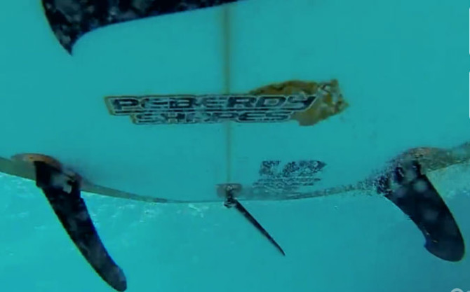 This is Weird: First Surf Fins that Move to Allegedly Reduce Drag | The ...