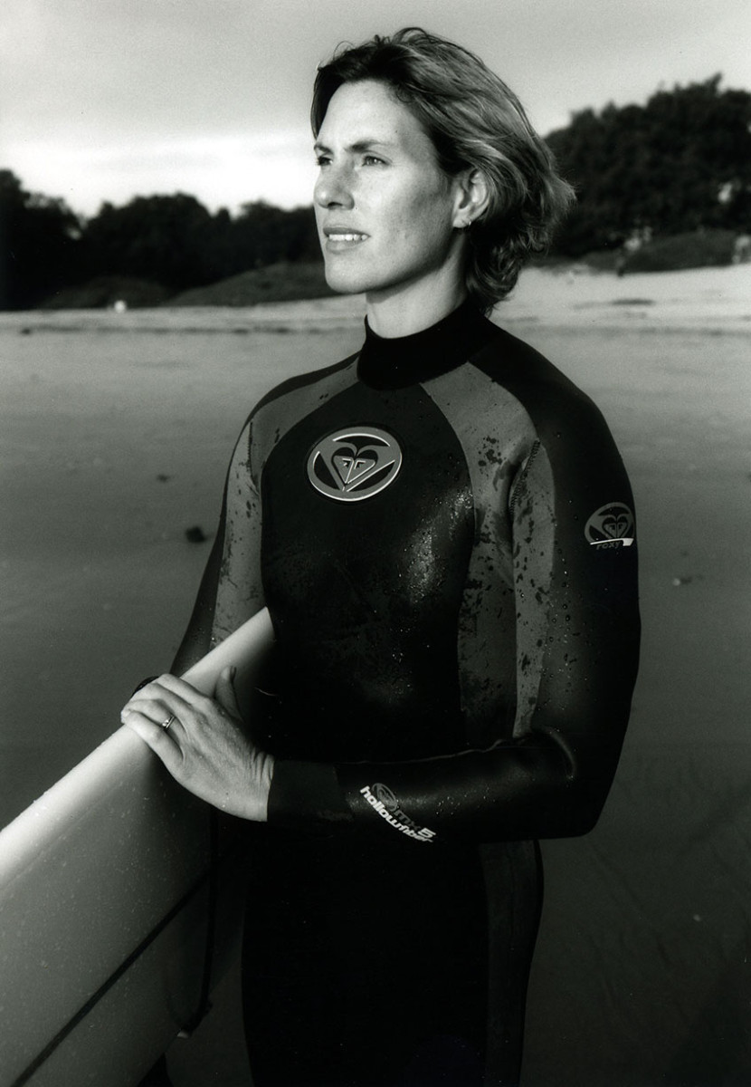 Sarah Gerhardt Becomes the First Woman To Surf Mavericks | The Inertia