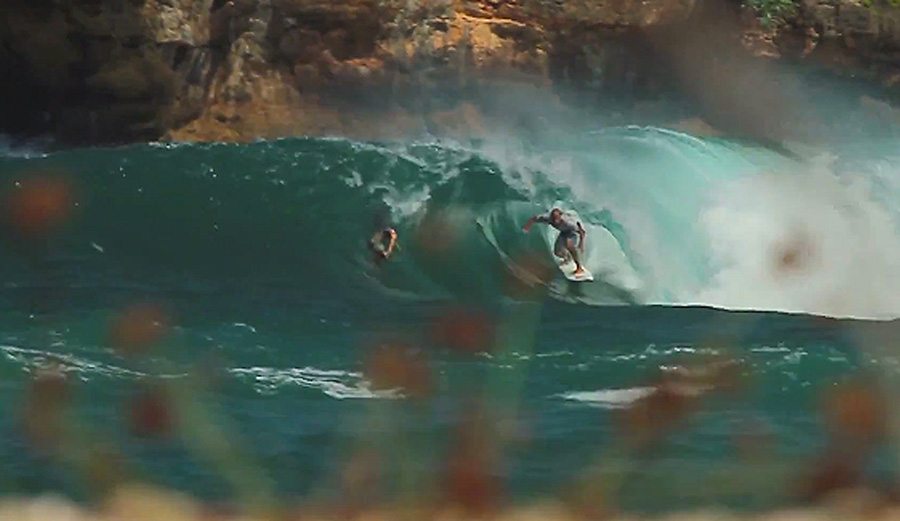 Kelly Slater Threads Barrel After Barrel in Indonesia | The Inertia