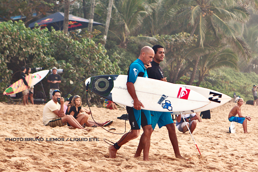 Jaws Next! An Interview with Blind Pipe Surfer Derek Rabelo | The Inertia