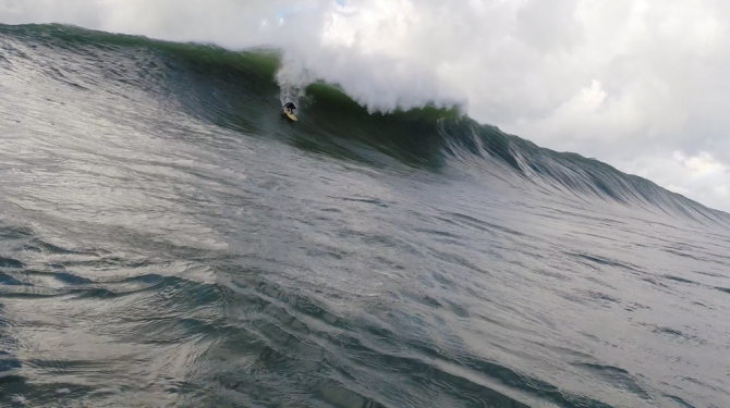 The World's Best Female Big Wave Riders Take on Mavericks | The Inertia