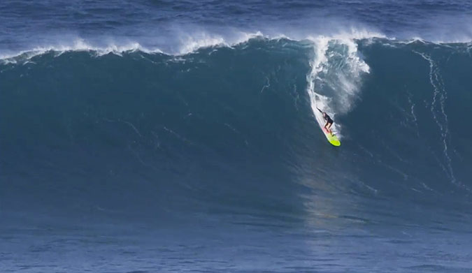 Paige Alms Snags Massive Wave at Jaws | The Inertia