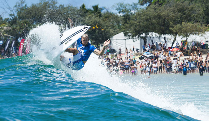 The World Surf League Gambles $100,000 on Snapper's Next Swell | The ...