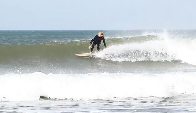 5 Tips for Surfing an Alaia | The Inertia
