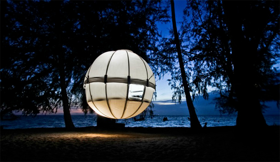 Hanging Treehouse Tents Brings Childhood Dreams to Life | The Inertia