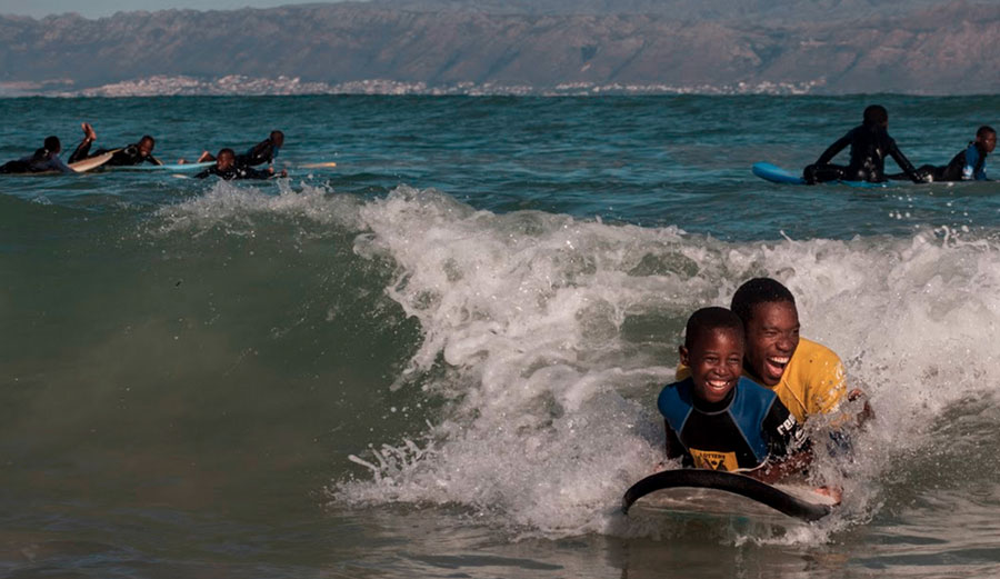 15 Images of Surfing Being Used to Give Us The Good Feels | The Inertia