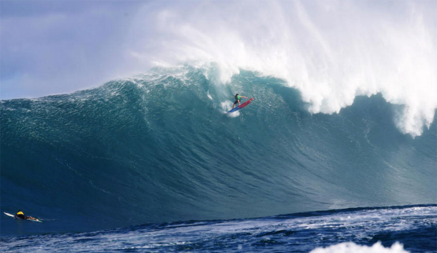 Local Boy Billy Kemper Just Won the First-Ever Pe'ahi Challenge | The ...