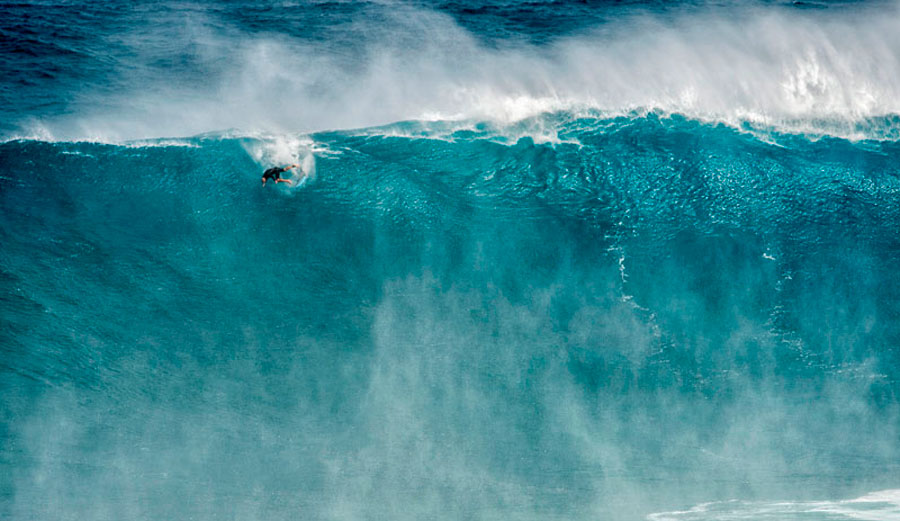 25 Images of Jaws for First WSL Peahi Event | The Inertia