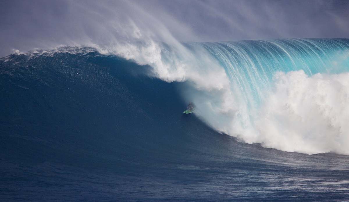 The Much-Anticipated Massive Swell Finally Arrives: Jaws Shows Her ...