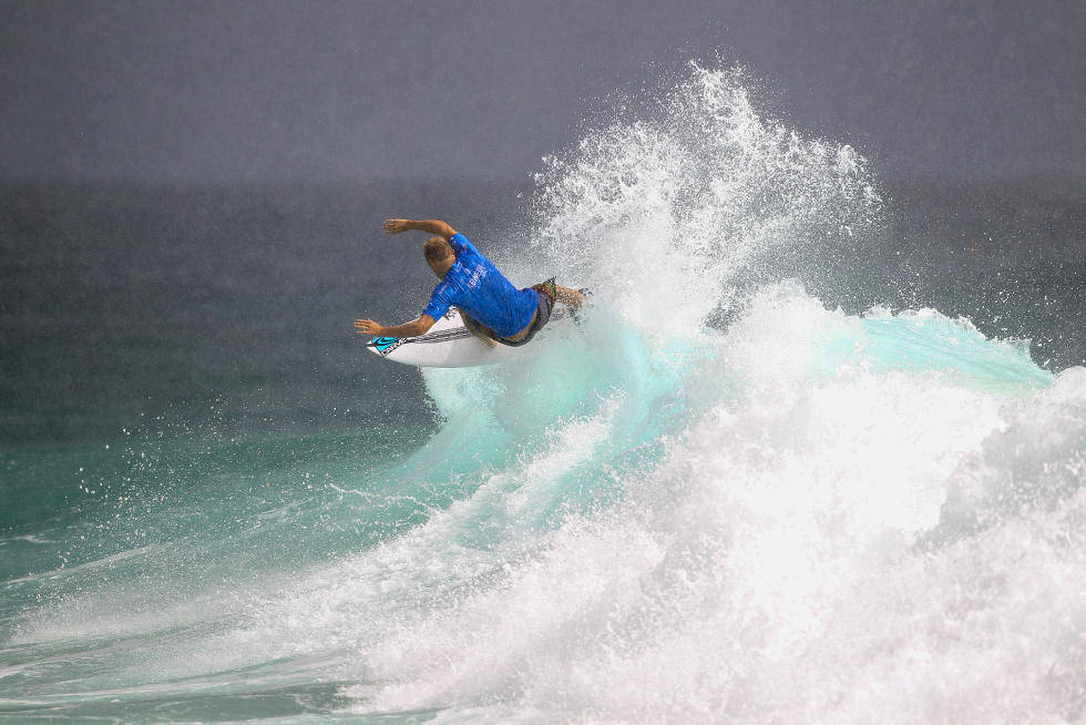 Stuart Kennedy Just Eliminated Kelly Slater at Quiksilver Pro Gold ...