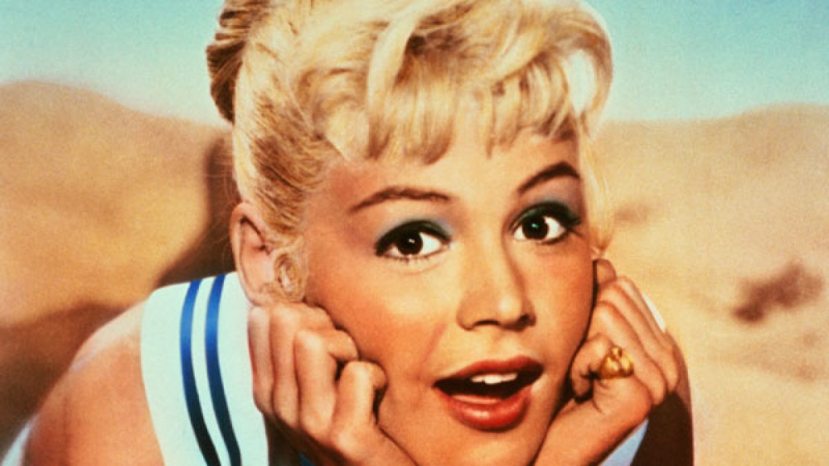 The 10 Most Pivotal Women in Surfing's History | The Inertia