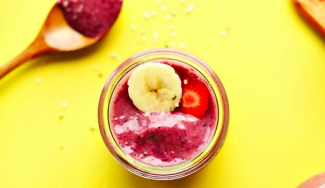 Banana Berry Hemp Seed Pudding | The Inertia