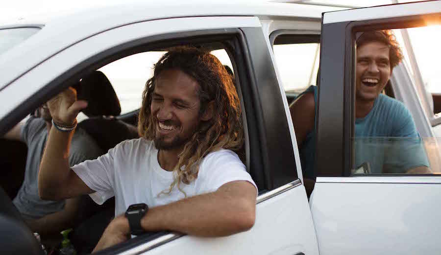 Machado Brothers and Friends Embrace Max Chilo South of the Border ...