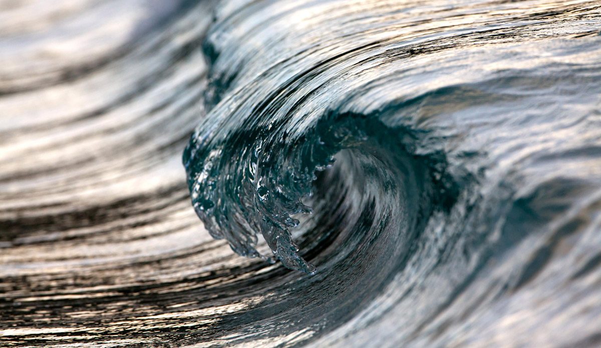 20 Beautiful and Intense Close Ups of Tiny Waves | The Inertia