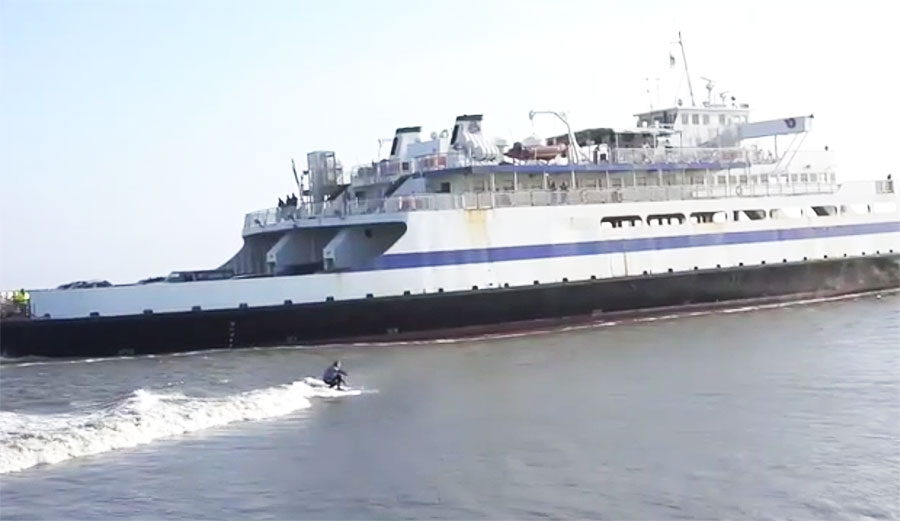 This Is How You Surf an East Coast Ferry Wake | The Inertia