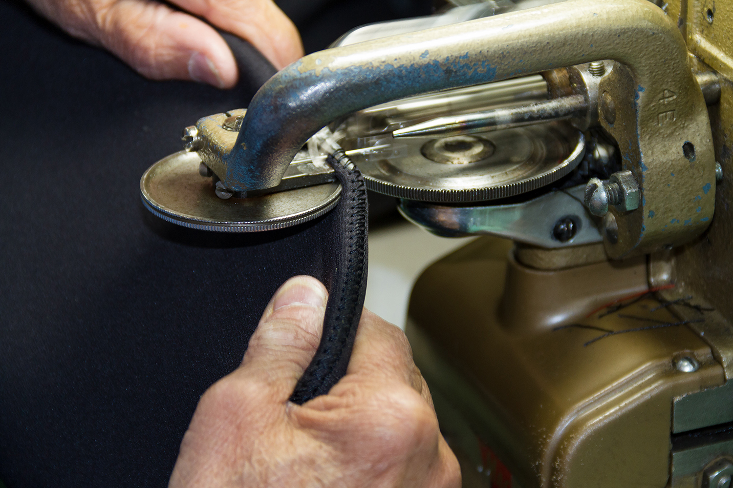 Here's How Wetsuits Are Actually Made | The Inertia