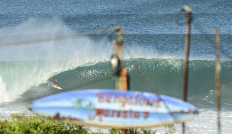 5 Must Visit Waves For Any Road Trip Through Mexico | The Inertia