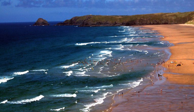 Here's How to Spot Rip Currents | The Inertia