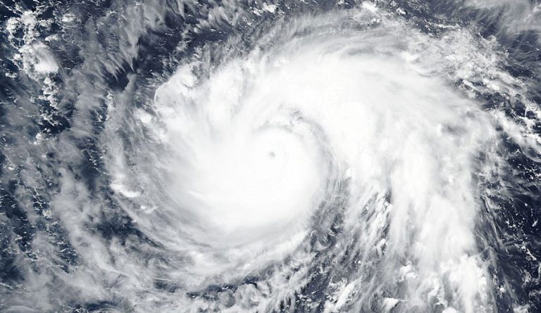 6 Dead, 160 Injured as Typhoon Jebi Slams Japan | The Inertia