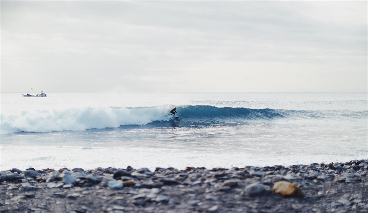9 Days of Surfing and Riding Motorcycles Through Taiwan with VAST | The ...