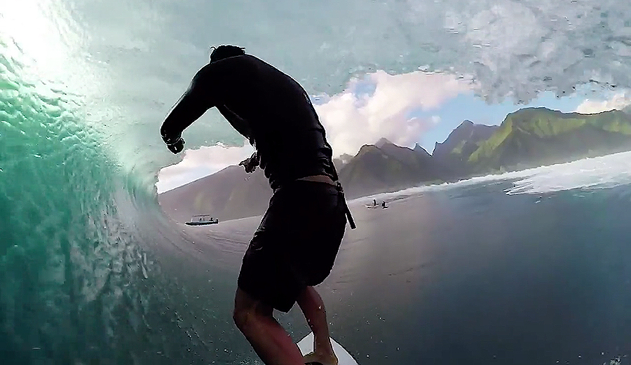 Ever Wondered What It's Like to Get THIS Deep in a Teahupo'o Barrel ...