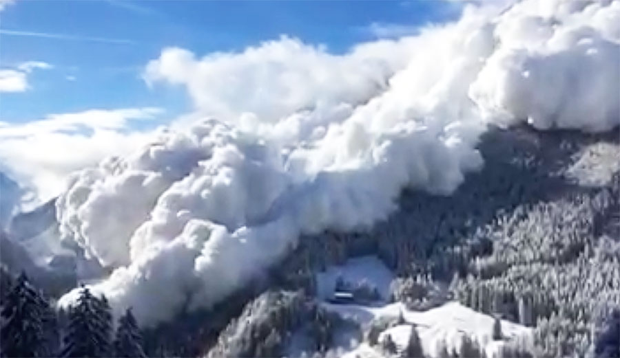 The Size of This Avalanche In Switzerland Defies Comprehension | The ...