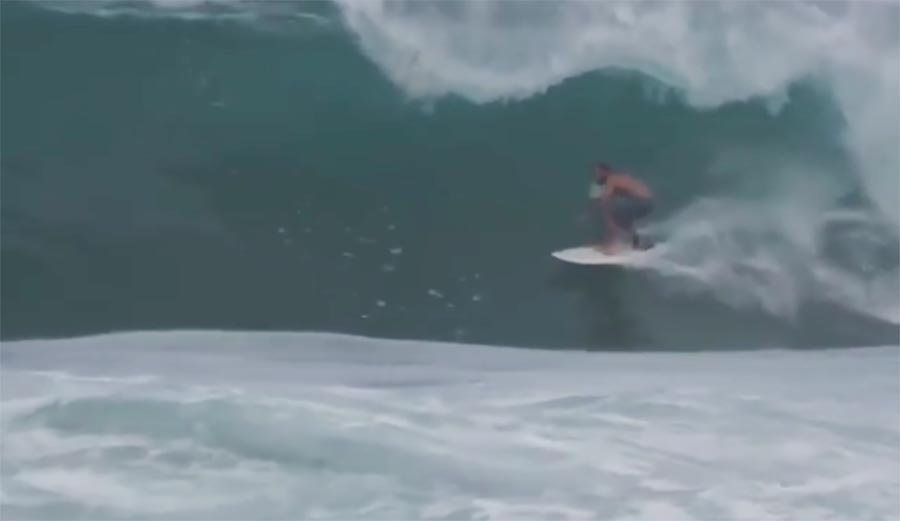 Watch Jack Johnson, Surfing's Favorite Musician, Get Barreled at ...