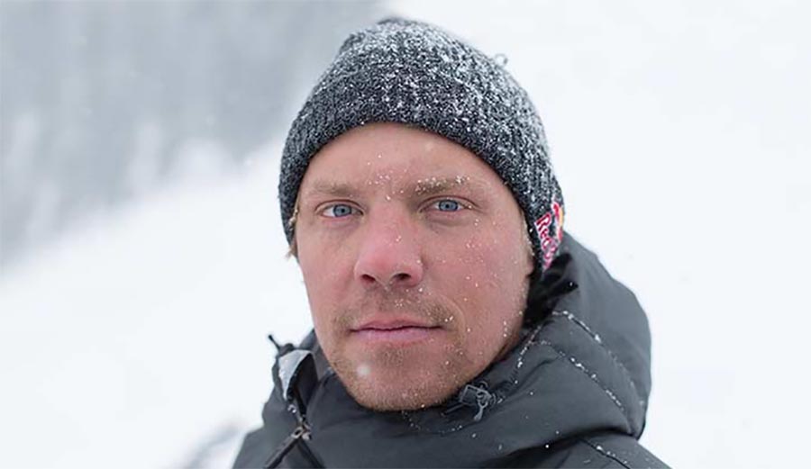 Breaking: Travis Rice Wins First Freeride World Tour Stop | The Inertia