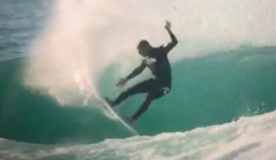 Mick Fanning Just Tore His ACL | The Inertia