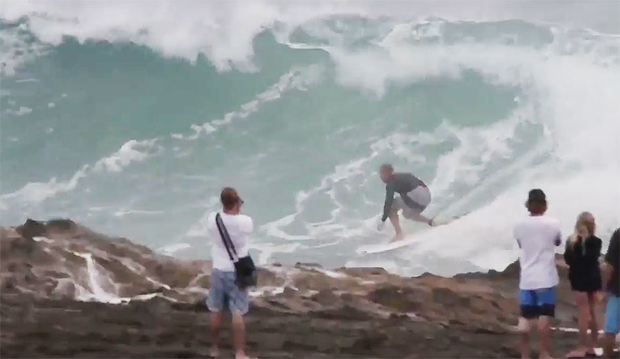 Dean 'Dingo' Morrison Proves Why He's One of the Best at Snapper Rocks ...