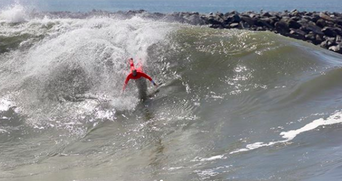 Watch Bodysurfer Thomas Van Melum Make Giant Wedge His Play Thing | The ...