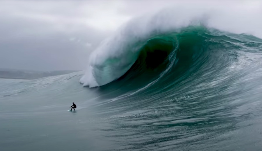 Ian Walsh's Big Wave Highlight Reel Demonstrates an Uncanny Comfort ...