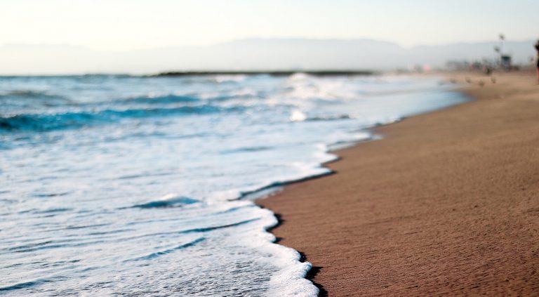 Where Was 'Point Break' Filmed? A List of All the Locations (Surf Break ...