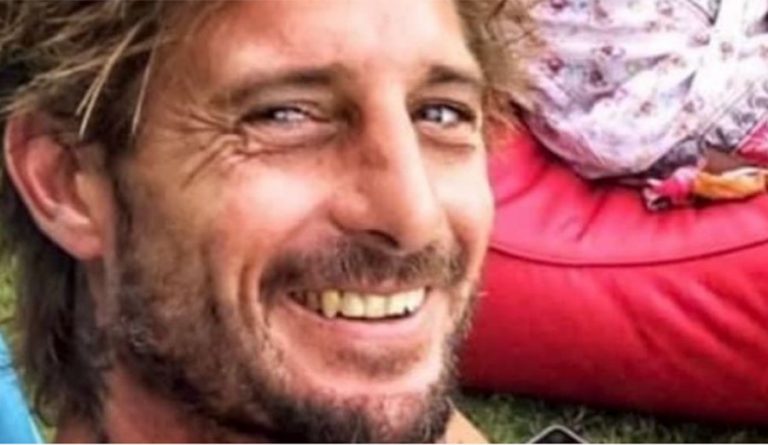 RIP Brad Masters: Surf Photographer Dies In Hospital After Contracting ...