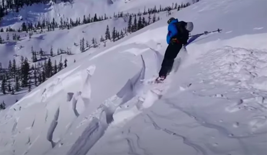 Here's a Collection of the Most Wild Avalanches Ever Caught on Film ...