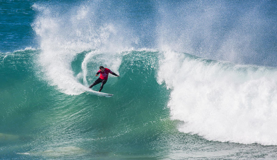 The Cutback: Surfing's First Modern Maneuver | The Inertia