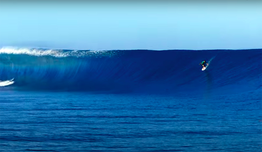 Take 16 Seconds to Watch Matahi Drollet Get Barreled at Teahupo'o on a ...