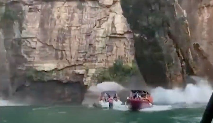 Cliff Collapses in Brazil, Killing at Least 7 Boaters