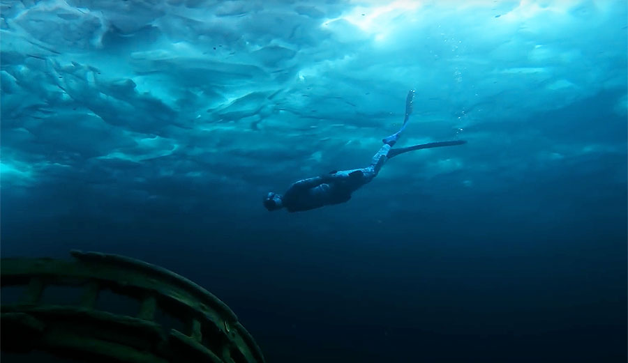 Freediving a Shipwreck In a Frozen Lake Looks Terrifyingly Beautiful