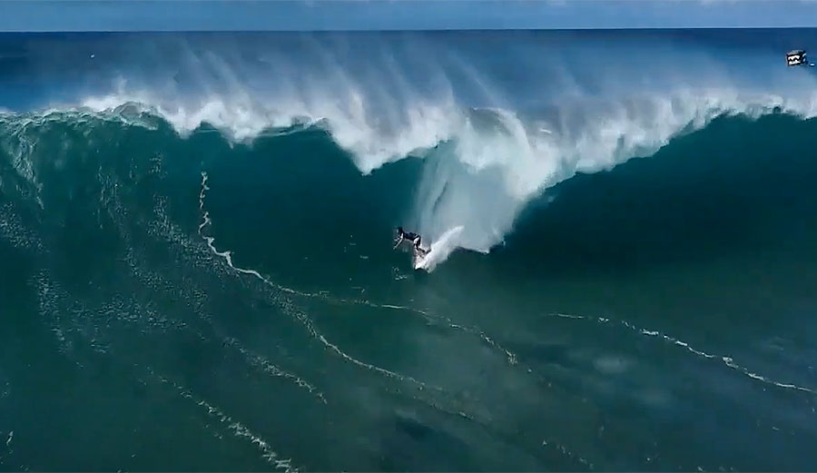 Top 10 Best Waves From the Billabong Pro Pipeline