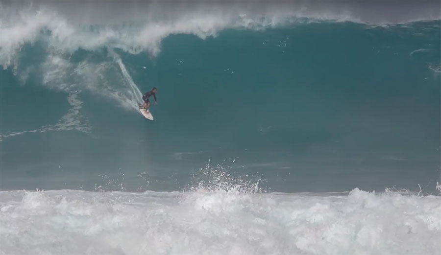 A Pipeline Guillotine and an Empty Second Reef Set