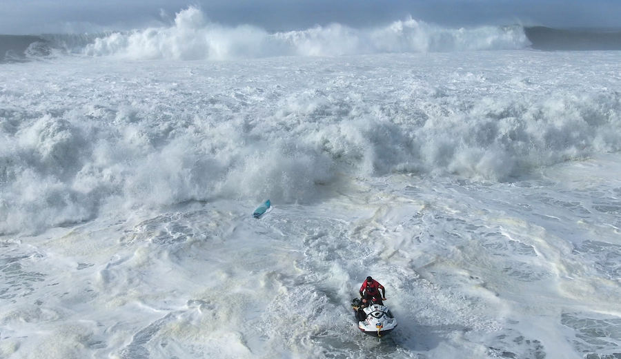 Who's Driving the Ski? This Is Where Big-Wave Rescue Teams Come From